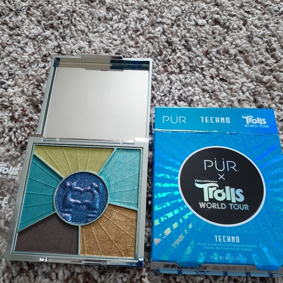 Pur | Makeup | Trolls Limited Edition Makeup Palette | Poshmark